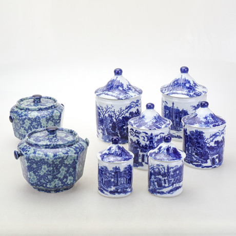 PORCELAIN JARS, 8 pieces, 2 different models. Ceramics & Porcelain ...