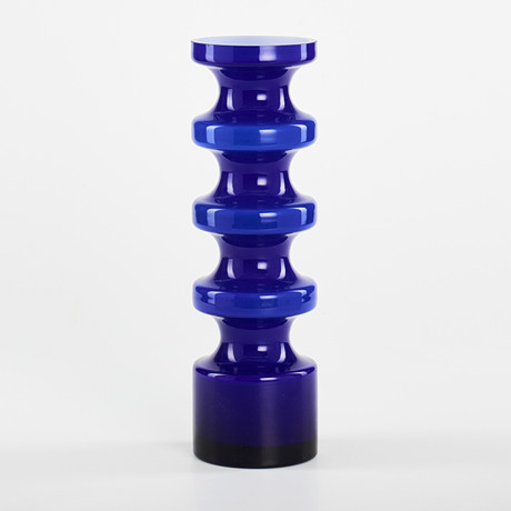 PER OLOF STRÖM. Vas, glas, Alsterfors 1967, vitt opalinglas med ...