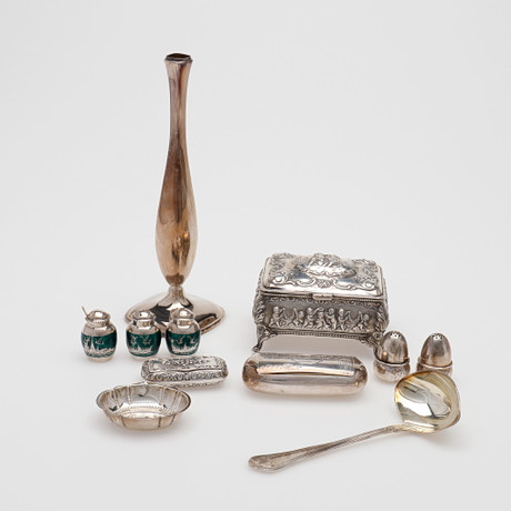 SILVER OBJECTS, 11 PIECES. Silver & Metals - Silver - Auctionet