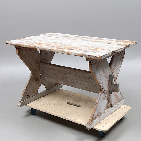 BOCKBORD, allmoge, vitmålad furu, 1800-tal. Allmoge - Möbler - Auctionet