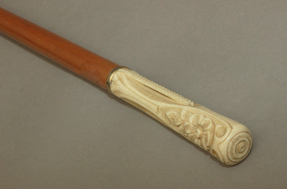 WALKING STICK. CANE AND CARVED BONE. CIRCA 1900. Miscellaneous ...