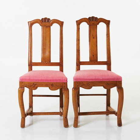 STOLAR, 2 st, 1700-tal, senbarock, stoppad sits rosa klädsel i Margit ...