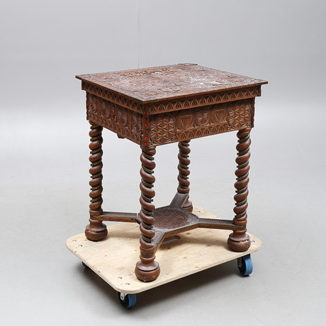 GAME TABLE, carved decoration, baroque style, 20th century. Furniture ...