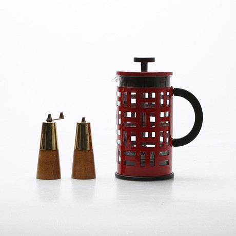 KAFFEKANNA och SALT/PEPPARSTRÖARE, metall/glas/trä, 1900-tal. Övrigt ...