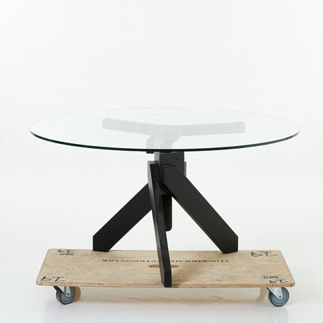 VICO MAGISTRETTI. Dining table, "Vidun", second half of the 20th ...