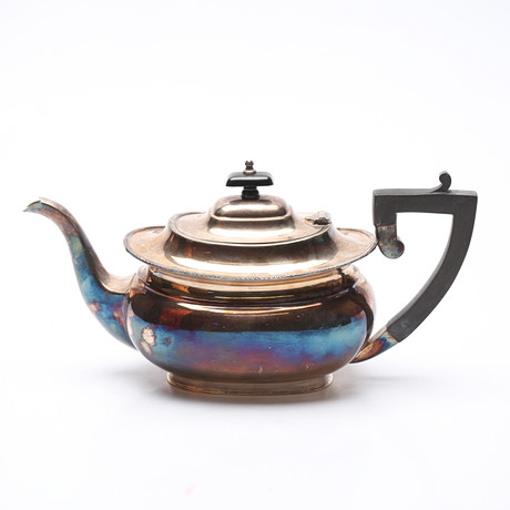 TEAPOT, silver, EP & Co, Sheffield, total weight approx. 628.7 grams ...