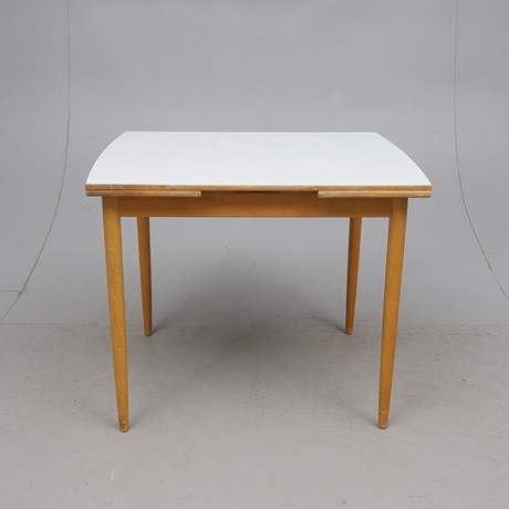 MATBORD, Lövträ med sk,. Perstorpsskiva, "Virrvarr", Design Sigvard ...