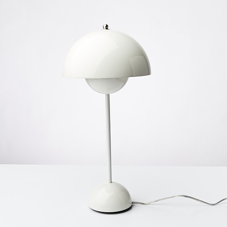 VERNER PANTON. TABLE LAMP, "Flowerpot VP3", designed in 1968 for ...