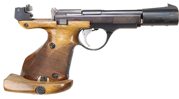 PISTOL, Semi-automatic, make Unique, model DES 69, caliber .22LR, order ...