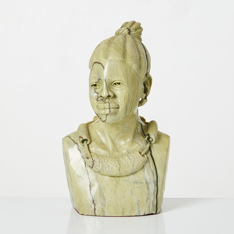 GLENTON KHAZI (1900-tal). Skulptur, Kvinna, byst, sten, serpentin, s ka ...
