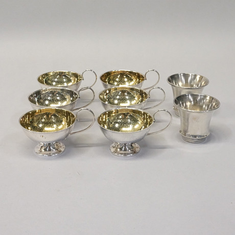 EIGHT PIECES OF SILVER OBJECTS. Silver & Metals - Silver - Auctionet