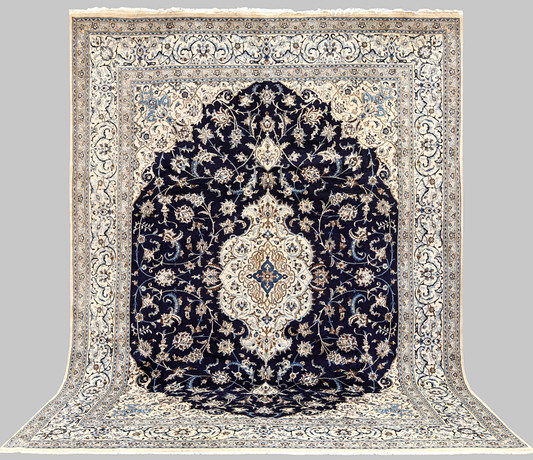 MATTA. Persisk, Nain med silkesinslag, ca 390 x 296 cm. Mattor & Textil ...