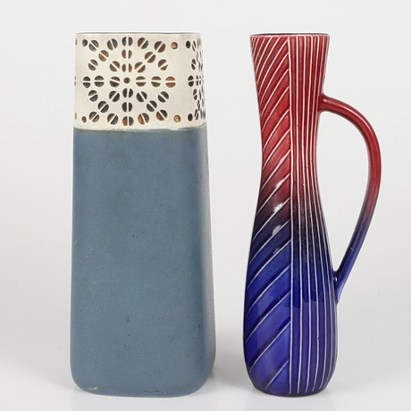 VASER, 2 stycken, "Santos"/"Sparaxis", porslin,Britt Louise Sundell ...