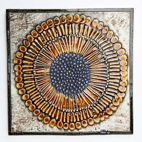 LISA LARSON. WALL PLATE, "Sunflower" from the series Unik, white ...