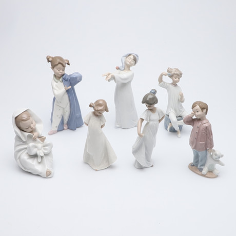 SEVEN LLADRO AND NAO FIGURES. Ceramics & Porcelain - European - Auctionet