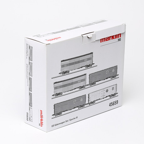MÄRKLIN 45659 set of 5 American boxcars, original packaging. Toys ...