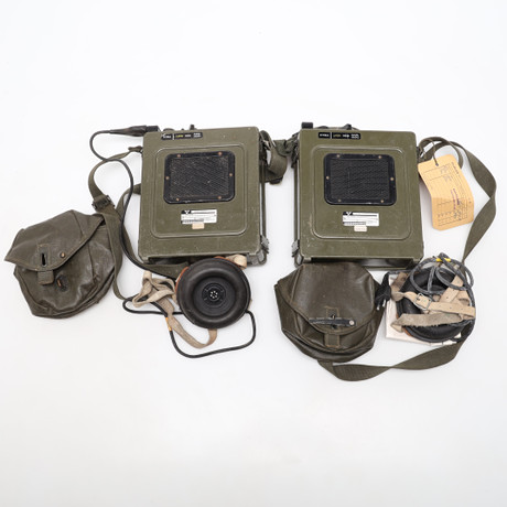 RADIOAPPARATER, 2 stycken, Svenska Armén, Lufor, omkring 1900-talets ...