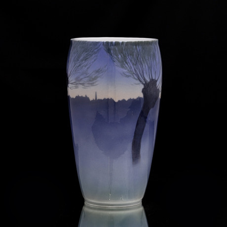 CARL MORTENSEN (1861-1945). Vase, porcelain, unique, Royal Copenhagen ...
