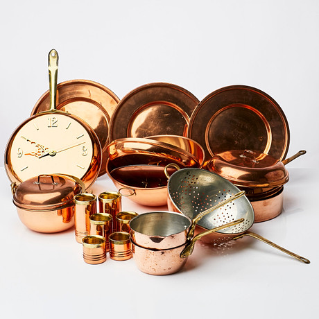 COPPER OBJECTS, approx. 15 parts, partly the restaurant house and the ...