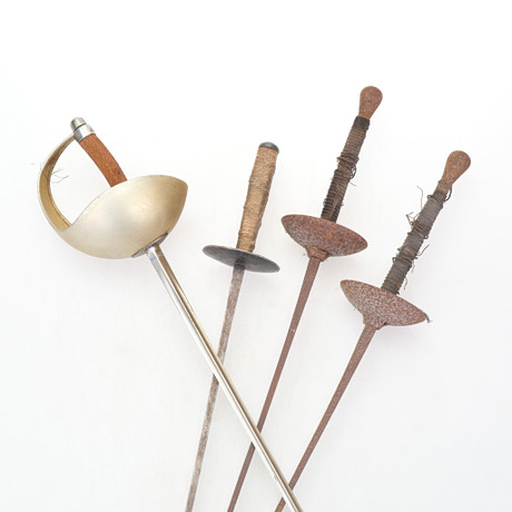 FENCING WEAPONS, FLORETTES, and VÄRJA, four pieces. Weapons & Militaria ...