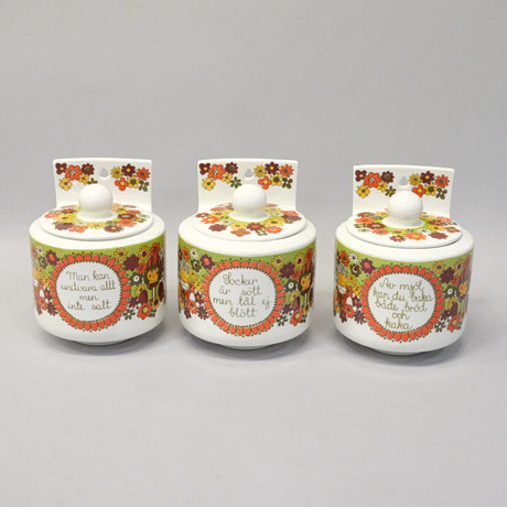 THREE SPICE JARS NORWAY. Ceramics & Porcelain - European - Auctionet