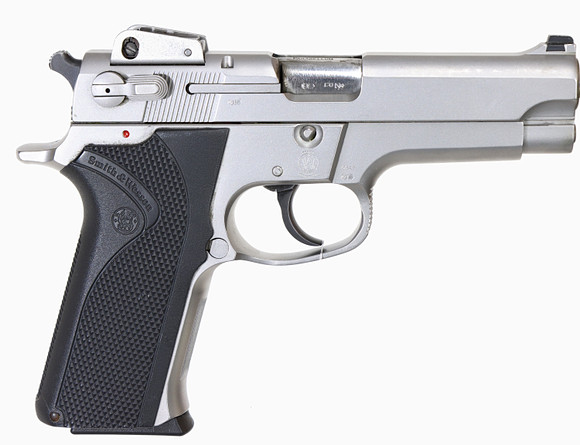 PISTOLA, Semiautomática, marca Smith & Wesson, modelo 5906, calibre ...