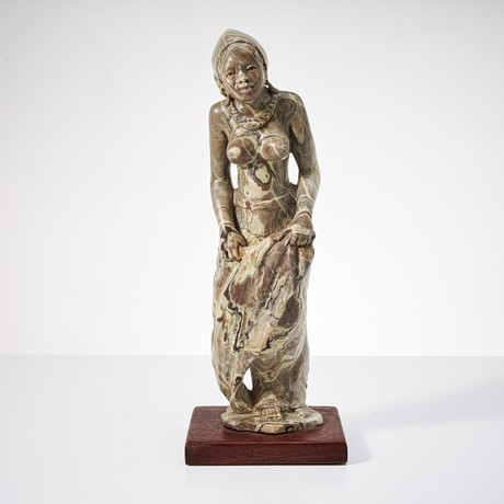 MOSES CHIKUMBIRIKE (Zimbabwe, 1900-tal). Skulptur, Kvinna, sten ...