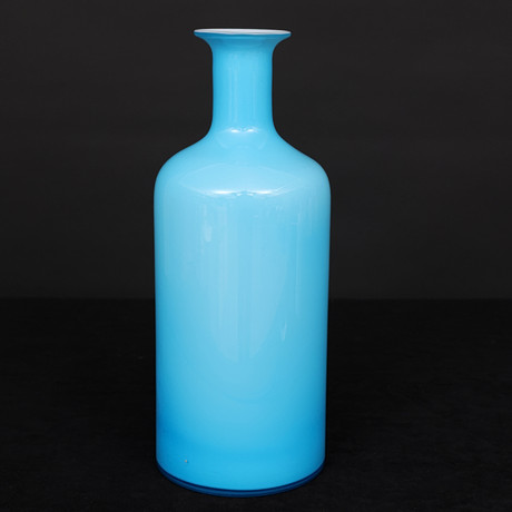 OTTO BAUER. Vas, blått glas, Holmegaard, Denmark. Glas - Konstglas ...