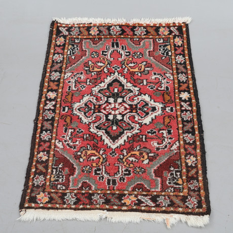 ÄKTA handknuten matta Iran, ca 92cm x ca 63cm. Mattor & Textil - Mattor ...