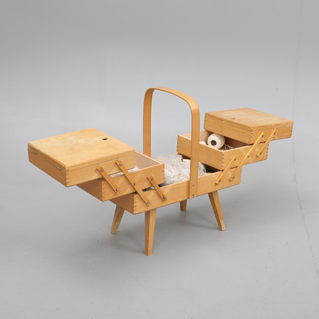 SYSKRIN fold-out and various accessories. Furniture - Other - Auctionet