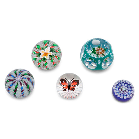 JOHN DEACONS & WILLIAM MANSON GLASS PAPERWEIGHTS. Glass - Art glass ...