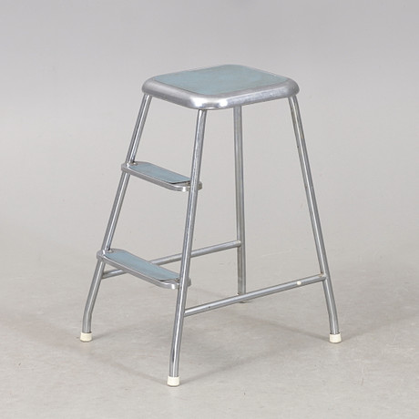 STEGPALL, Awab, 1900-talets mitt. Möbler - Fåtöljer & Stolar - Auctionet