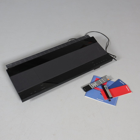 BANG & OLUFSEN, Beocenter 8000 samt fjärrkontroll Beolink 1000. Övrigt ...