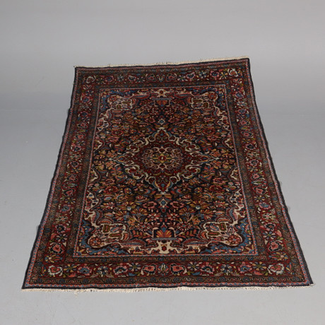 MATTA, Persisk. Mattor & Textil - Mattor - Auctionet