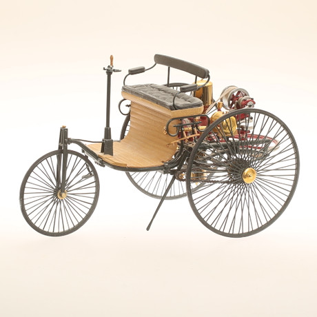 MODELLBIL, Mercedes benz motor car, patent 1886, skala 1/18. Leksaker ...