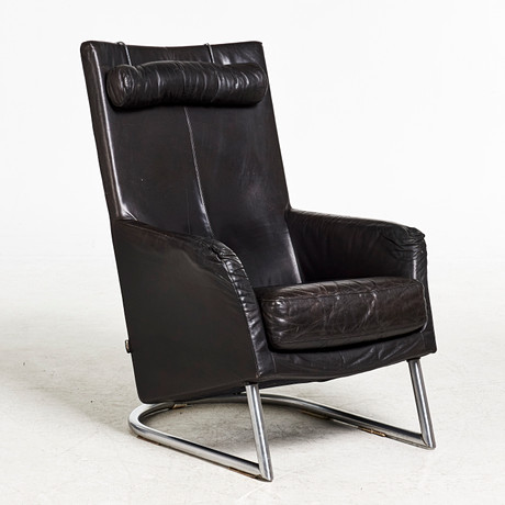 GERARD VAN DEN BERG. Fåtölj, Madonna modell, för Montis, klädd i läder ...