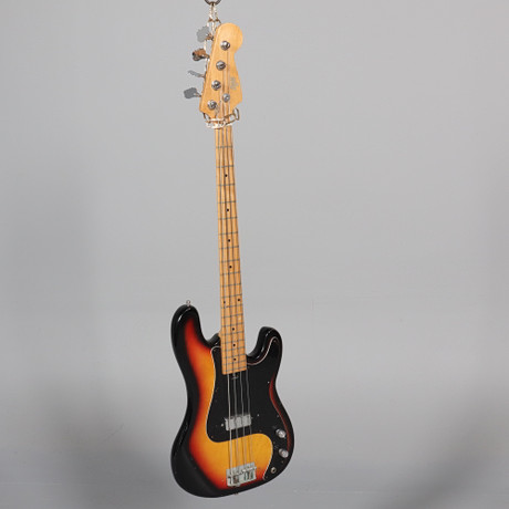 ELBAS, Hondo II. Samlarföremål - Musikinstrument - Auctionet