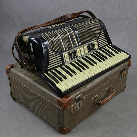DRAGON, Hohner Verdi IIIM, with case. Miscellaneous - Musical ...