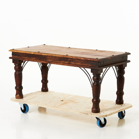 SOFFBORD, Indien, 1900/2000-tal, shesamträ, svarvade ben, svärtade ...