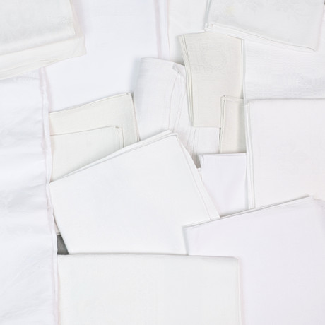 DUKAR & SERVETTER, 16 st, linnedamast. Mattor & Textil - Textil - Auctionet