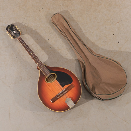 MANDOLIN, Levin. Samlarföremål - Musikinstrument - Auctionet
