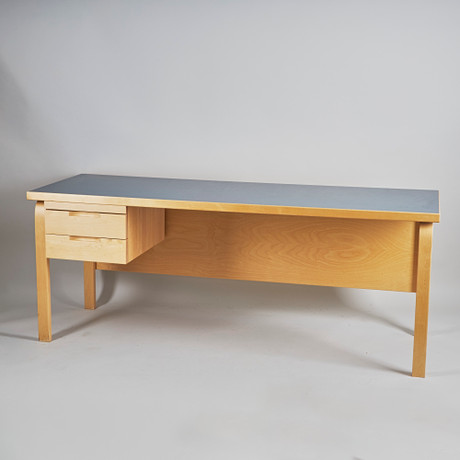 ALVAR AALTO. DESK, Artek 1960s/70s. Furniture - Tables - Auctionet