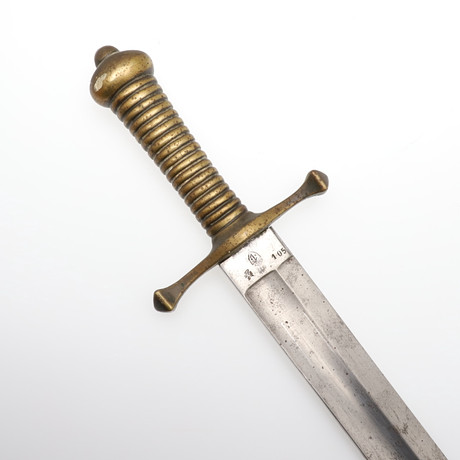 A 19TH CENTURY PRUSSIAN SHORT SWORD AND SCABBARD. Weapons & Militaria ...