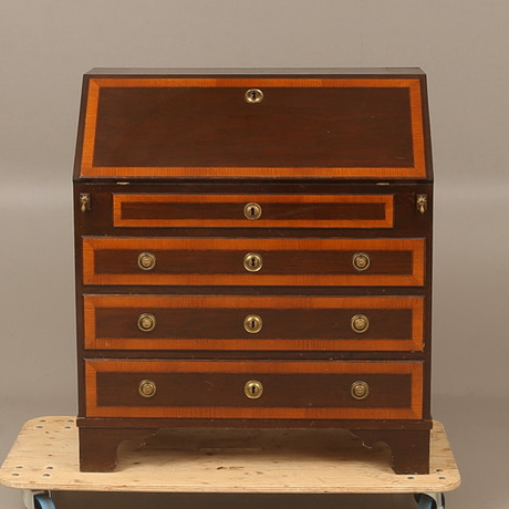 ESCRITORIO CLAFF, siglo XIX. Muebles - Cómodas - Auctionet