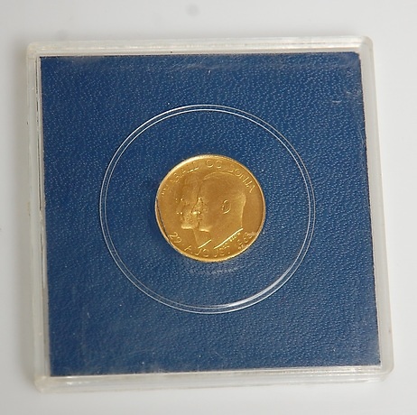 GOLD COIN, 21.6 K, 5.8 g, "Harald and Sonja 29 August 1968". Coins ...