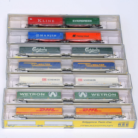 MIKADOTRAIN REE Models 14 wagons, mostly loaded with container ...