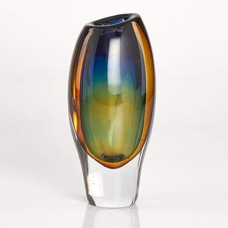 ERNEST GORDON. Vase, glass, signed and numbered 5057. Glass - Other ...