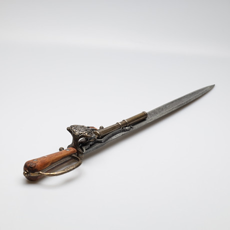 DAGGER with FLINT LOCK PISTOL, replica, 1900s. Weapons & Militaria ...