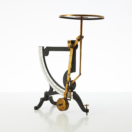 PAPER SCALE, cast iron, 19th century, for 2 kg. Miscellaneous ...