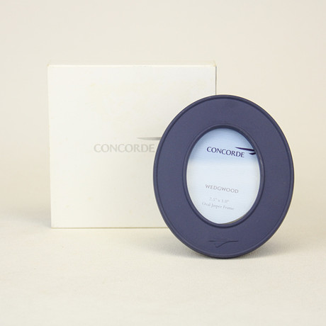 WEDGWOOD CONCORDE PHOTO FRAME. Ceramics & Porcelain - European - Auctionet